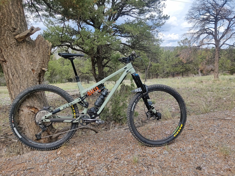 2022 *Price drop* Commencal Meta AM For Sale