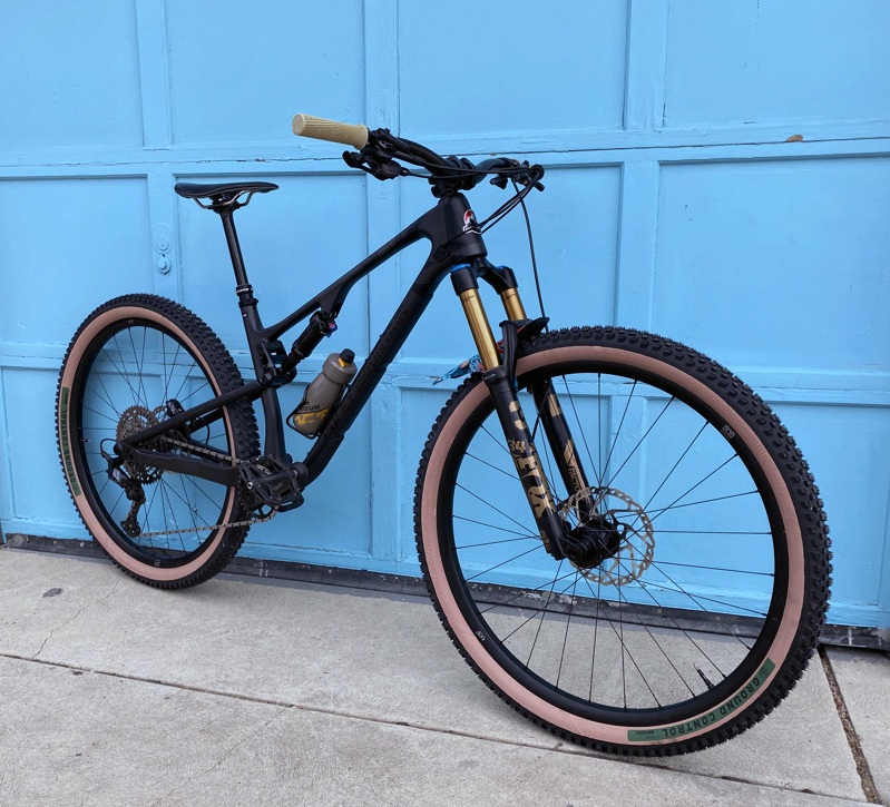2022 Rocky Mountain Element C50 custom build For Sale