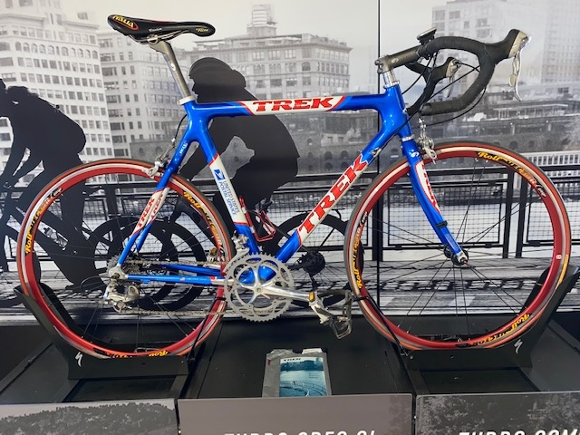 2000 Trek 5200 US Postal Service 58cm For Sale