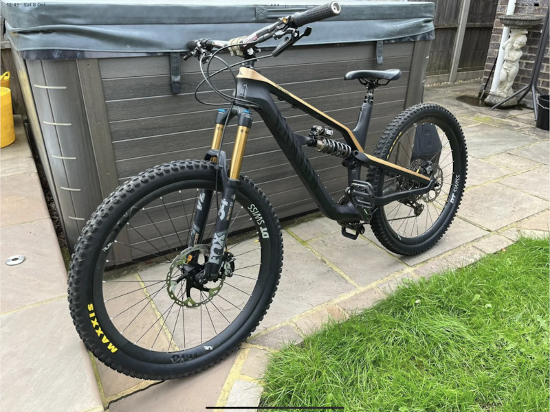 2018 CANYON SPECTRAL CF9 9.0 SL FULL SUS BIKE CARBON FIBER For Sale