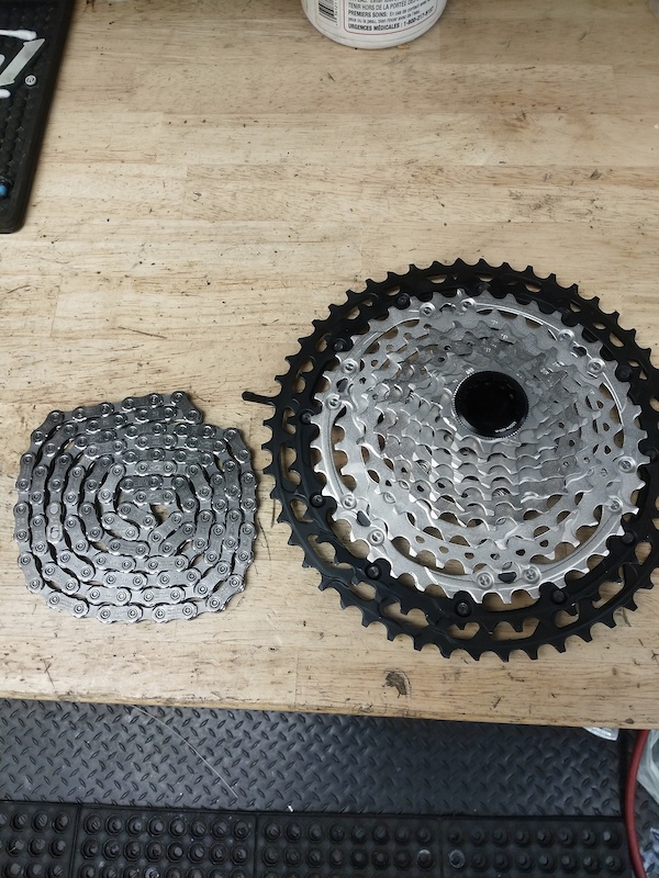 2022 Shimano XT cassette and deore chain For Sale
