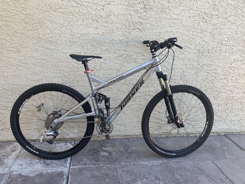2014 Turner sultan 29 21 inch frame with Chris king hubs For Sale