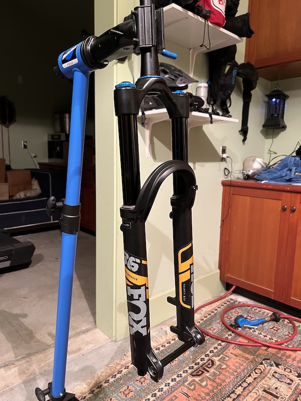 2022 Fox 36 Performance Grip 2 160mm Fork For Sale
