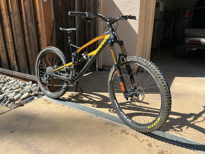 2017 Nukeproof Mega Custom For Sale