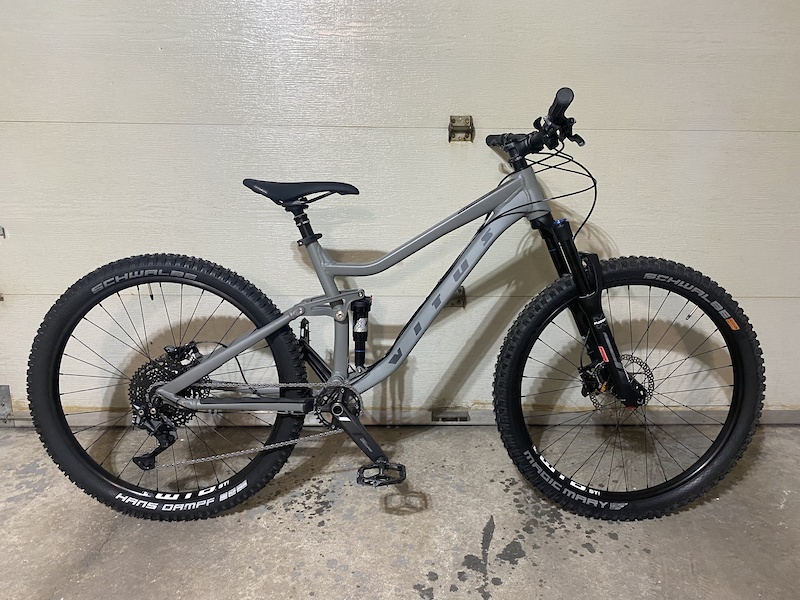 2022 Vitus mythique VR27 medium For Sale