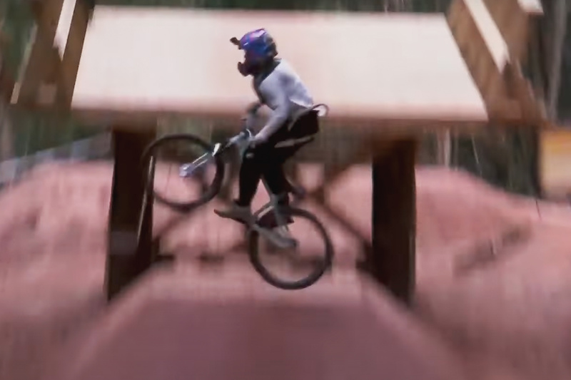 Video: Nicholi Rogatkin's Winning Run from Crankworx Cairns Slopestyle ...