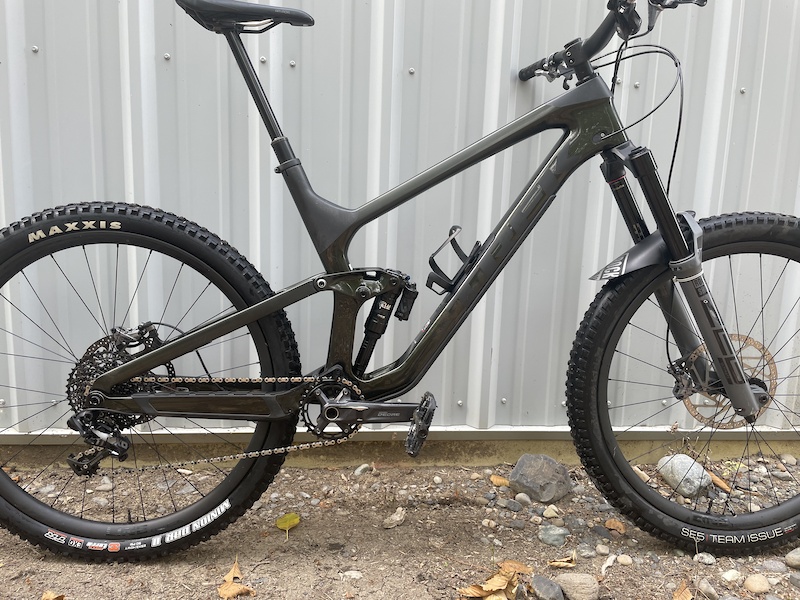 2021 Trek Slash Carbon - Ultimate suspension / X01 / TRP For Sale