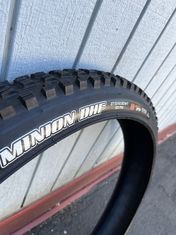 2022 Maxxis Minion DHF 27.5x 2.50WT 3c max grip TR dh For Sale