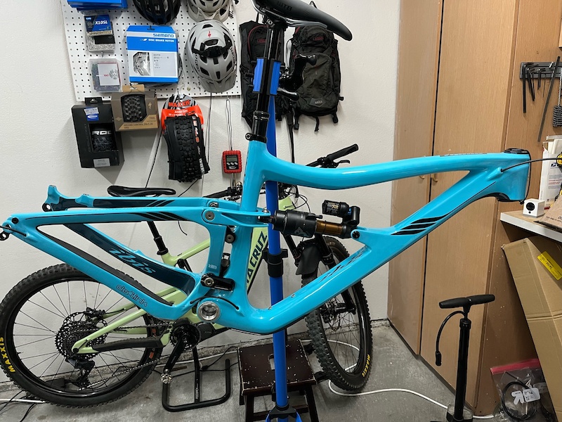 2022 Ibis Ripmo V2 with FLOAT X2 shock and headset For Sale