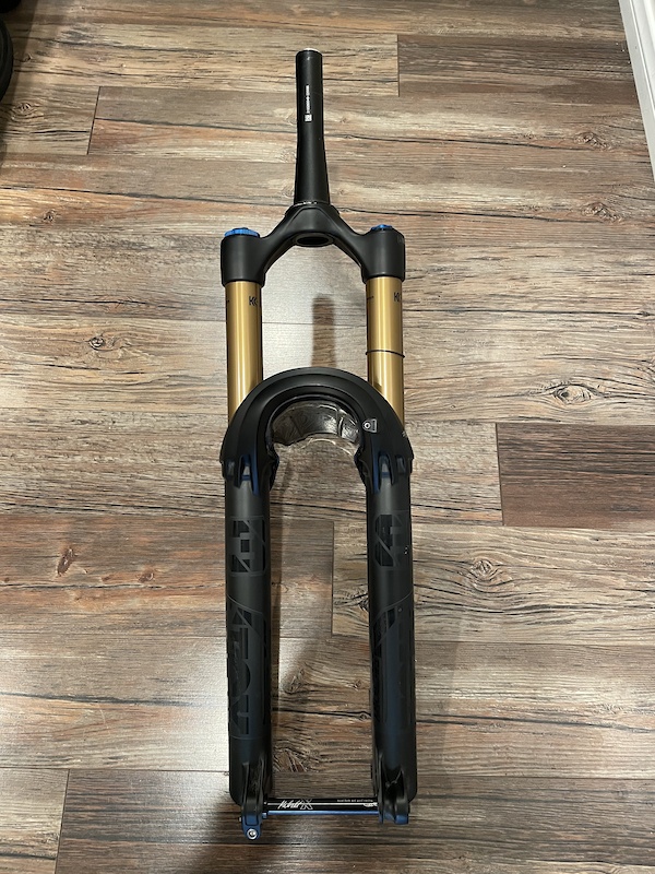 2022 Fox 38 factory 29” fork For Sale
