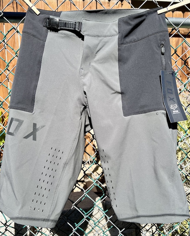 2022 FOX Defend Pro Short Dark Shadow 30 NEW For Sale