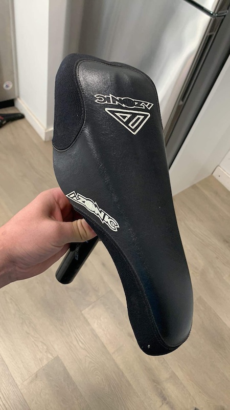 2001 azonic dh saddle For Sale