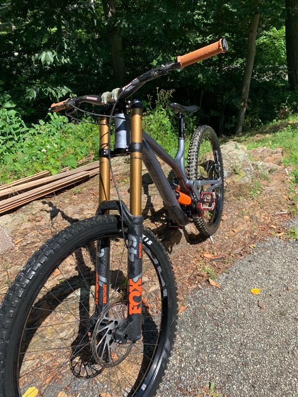 2019 Commencal Supreme DH 29er For Sale
