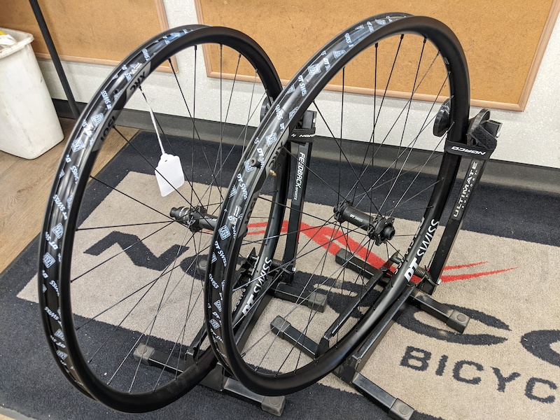 2022 New DT Swiss Carbon XRC 1501 Wheelset For Sale