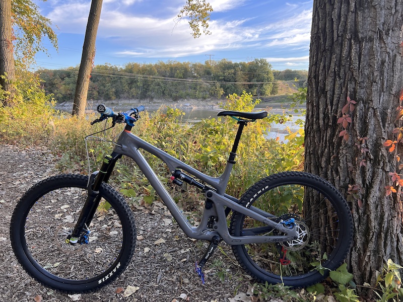 2021 SB 140 For Sale