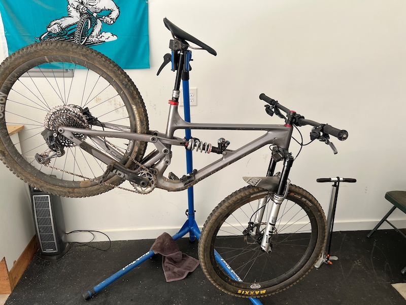 2021 Revel Rascal T1000 Medium with Chris King Headset For Sale