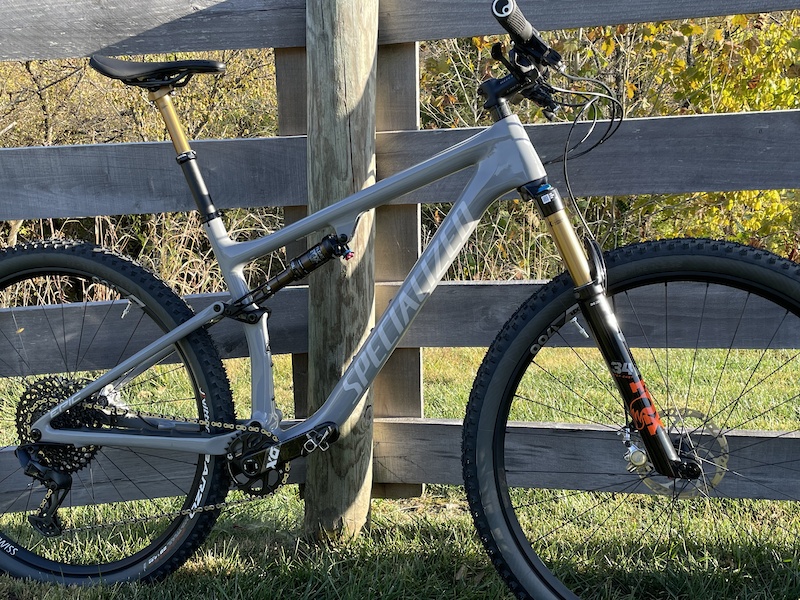 2022 Specialized Epic Evo (large) (Pending) For Sale