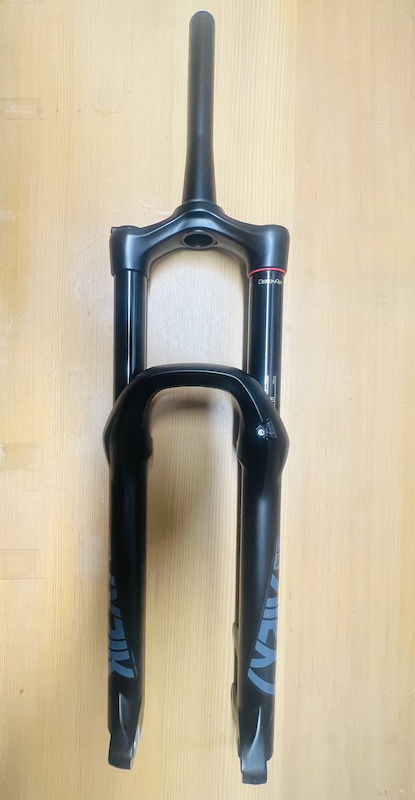 2022 Rockshox 170mm Lyric Select Fork For Sale
