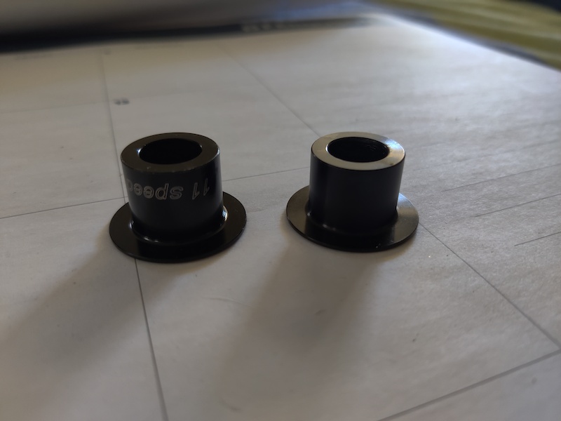 2020 DT Swiss 12mm axle end caps For Sale