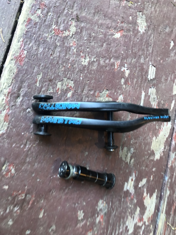 Giant Transe X rear triangle For Sale
