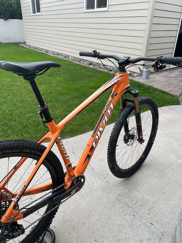 2015 Pivot LES 29er-PRICE DROP!!! For Sale