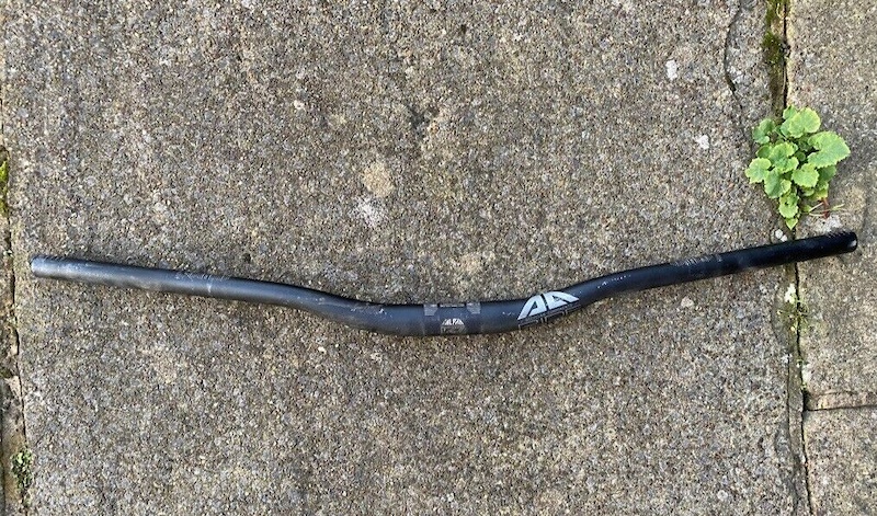 2020 Ride Alpha (Commencal) 780mm 31.8mm Clamp For Sale