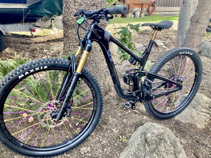 2022 liv Pro advanced 29 0 with Live Valve For Sale