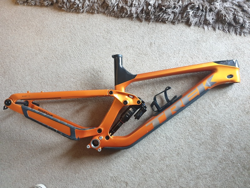 2021 Trek slash large frame - open to sensible offers For Sale