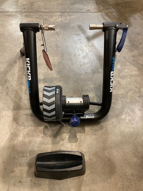 2022 New Kickr Snap Smart Bike Trainer For Sale