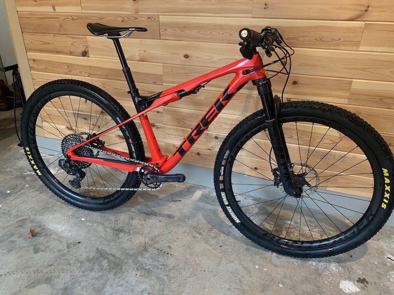 2021 Trek Supercaliber 9.8 For Sale