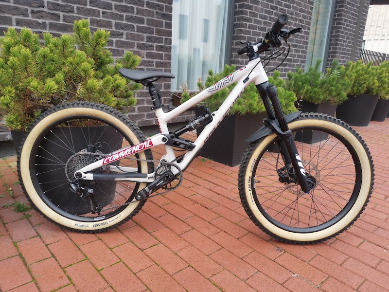2020 Commencal Clash 24" bike For Sale