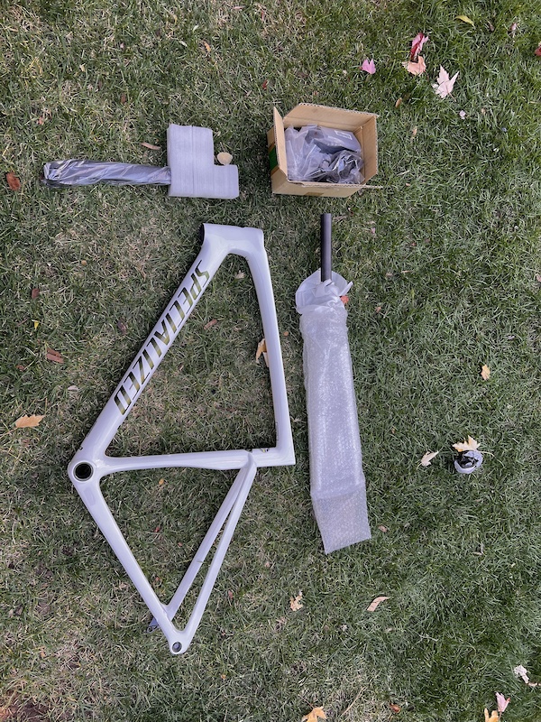 2022 Specialized Tarmac Pro sl7 frame set *new For Sale