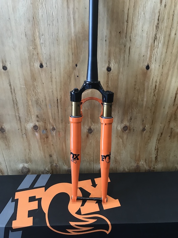 2022 Fox 32 Taper-Cast 700C F-S Fit4 40 Orange For Sale