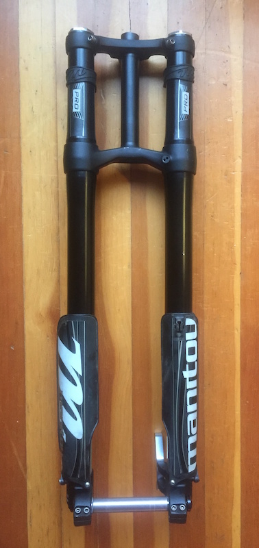 2014 Manitou Dorado Expert 26 / 27.5in dual crown fork(673) For Sale