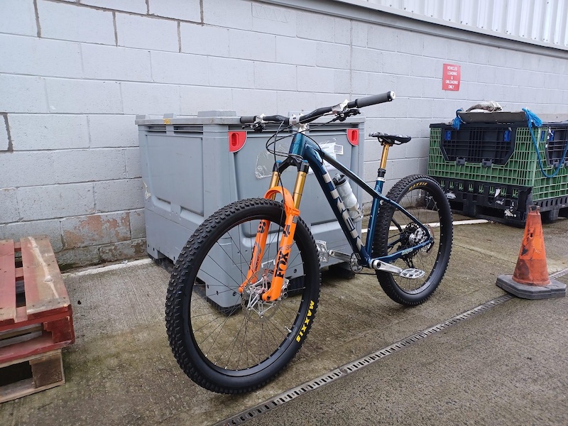 2021 Trek Roscoe (medium) hope custom For Sale