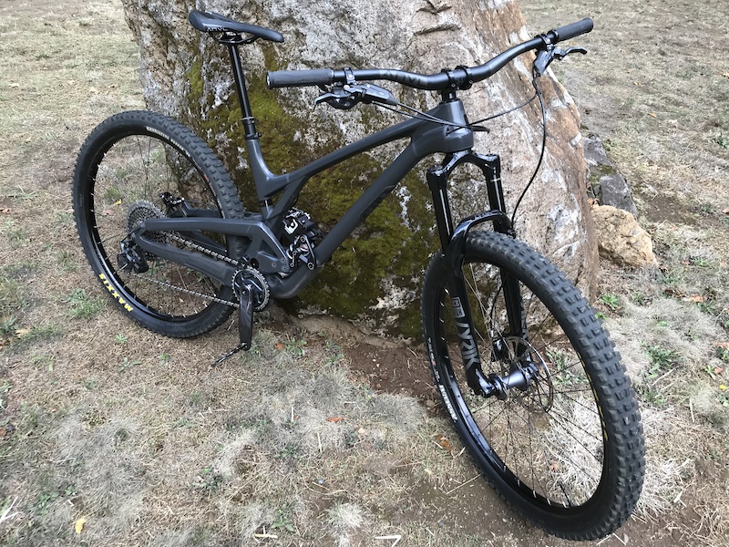 2021 Evil Offering V2, XX1, size medium *PRICE REDUCED* For Sale