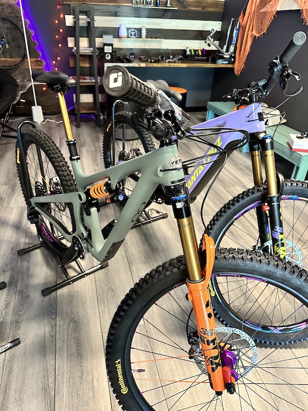2022 Yeti SB130 Lunch Ride T series Custom - Rhino, Medium For Sale