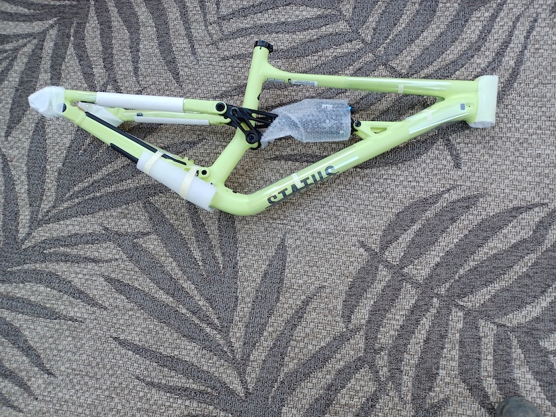 2022 Specialized Status 140 S3 For Sale