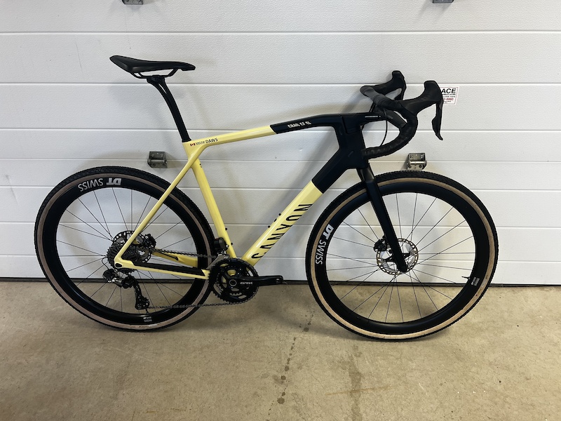 2022 Canyon Grail cf sl8 di2 large (58cm) For Sale