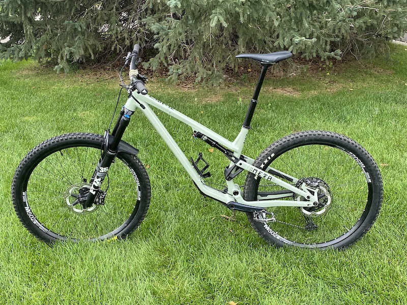 2021 Commencal Meta TR- Large- For Sale