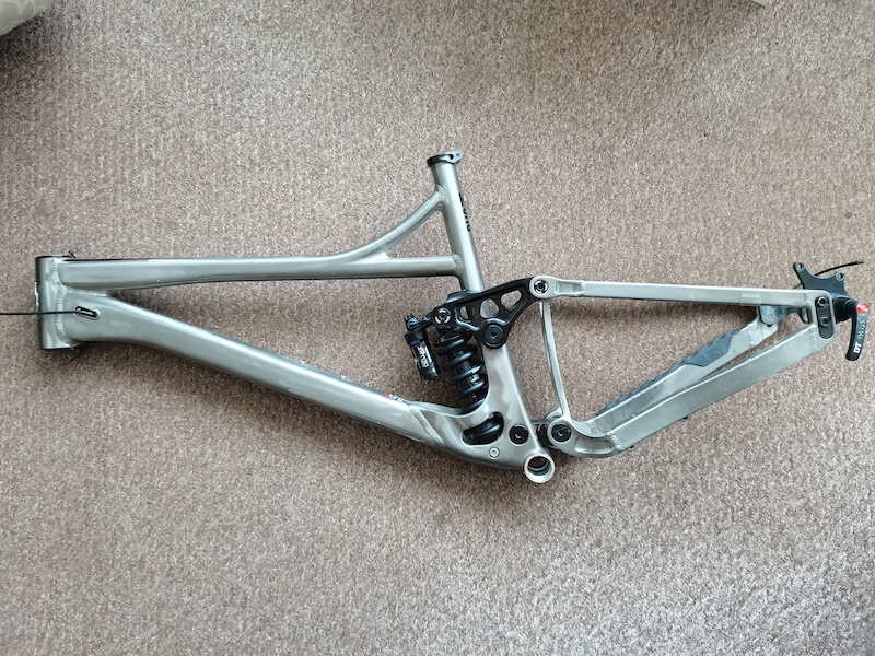2020 Banshee Rune V3 Frameset with RS SD ultimate shock For Sale
