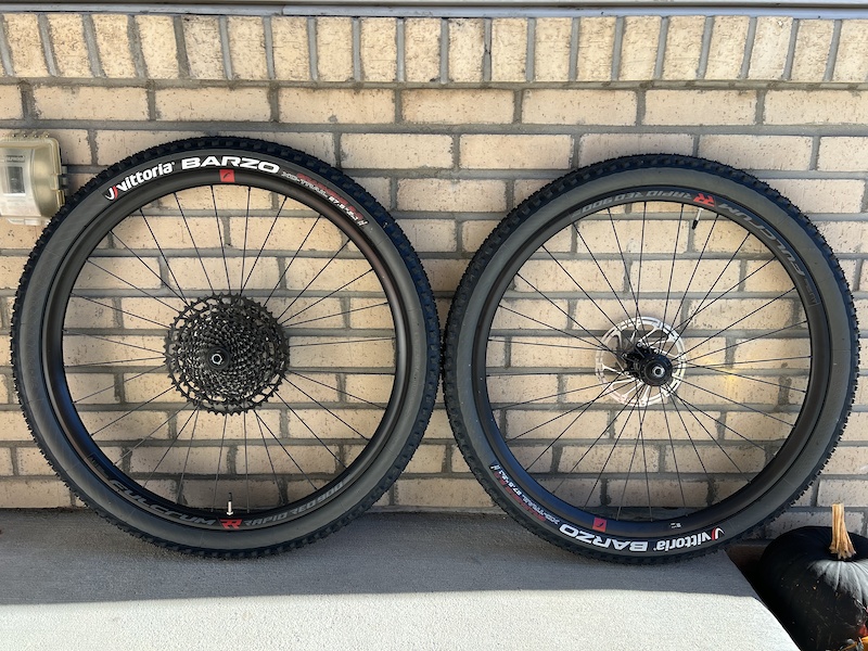 2022 Fulcrum Rapid Red 900 650b wheelset rims wheels tires For Sale