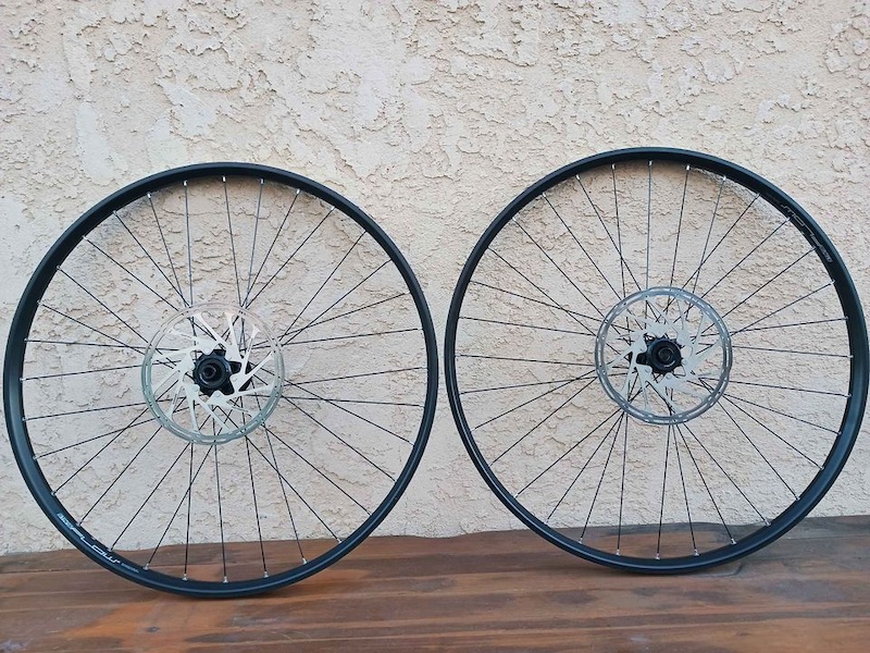 Stans Flow 29er Wheelset 15x110 12x148 with rotors For Sale