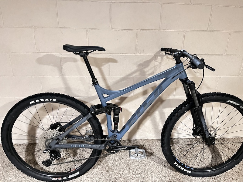 2022 Fuji Outland, large frame For Sale