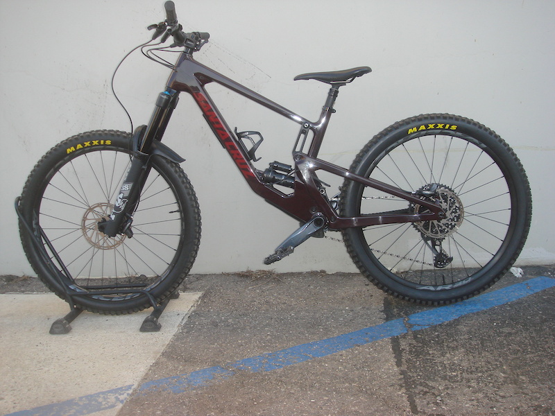 2021 santa cruz nomad medium V5 For Sale