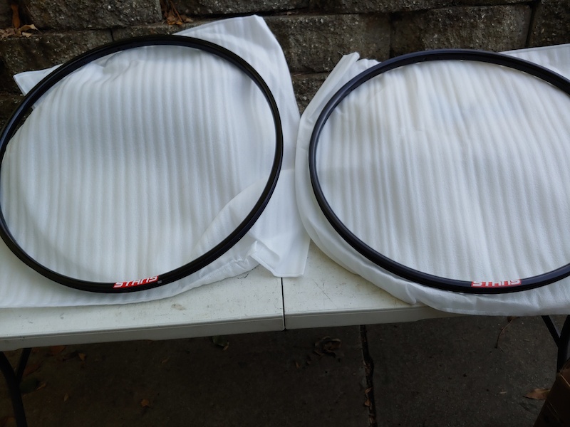 2022 Stans Notubes Crest rims 29" 32H - Like New For Sale