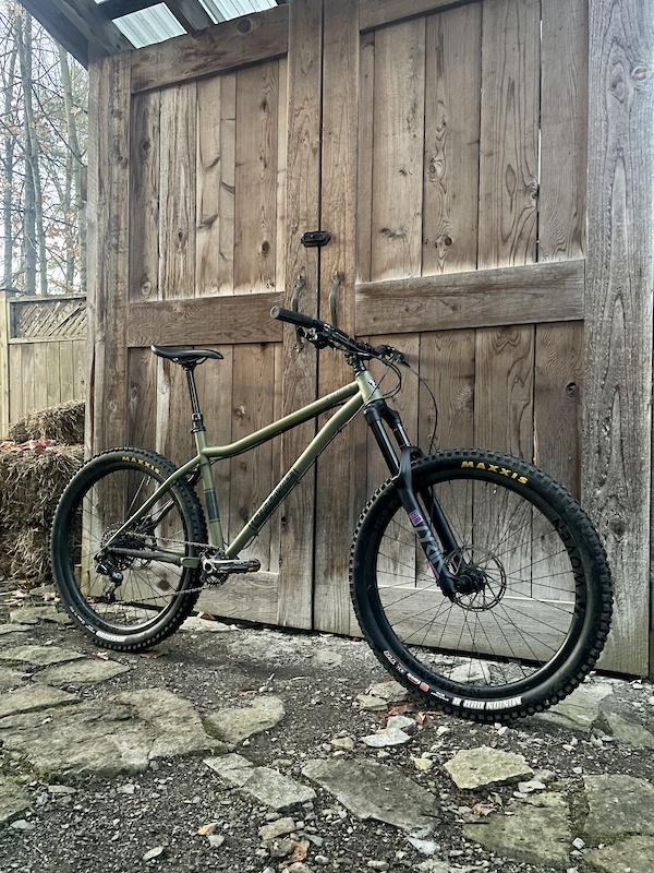 2021 Chromag Stylus + carbon wheels For Sale