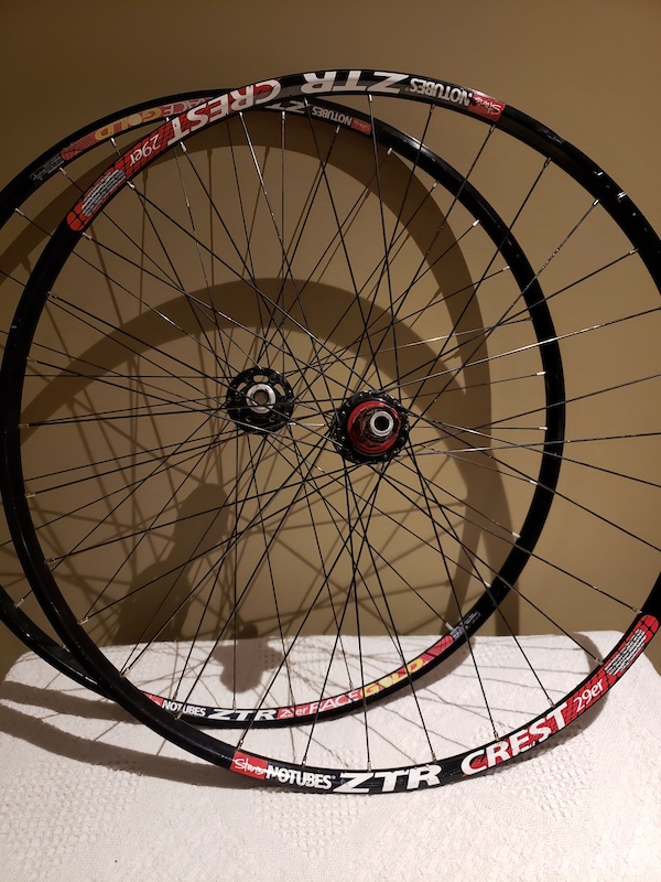 Stan's ZTR Crest (rr), Race Gold (fr) 29" non-boost For Sale