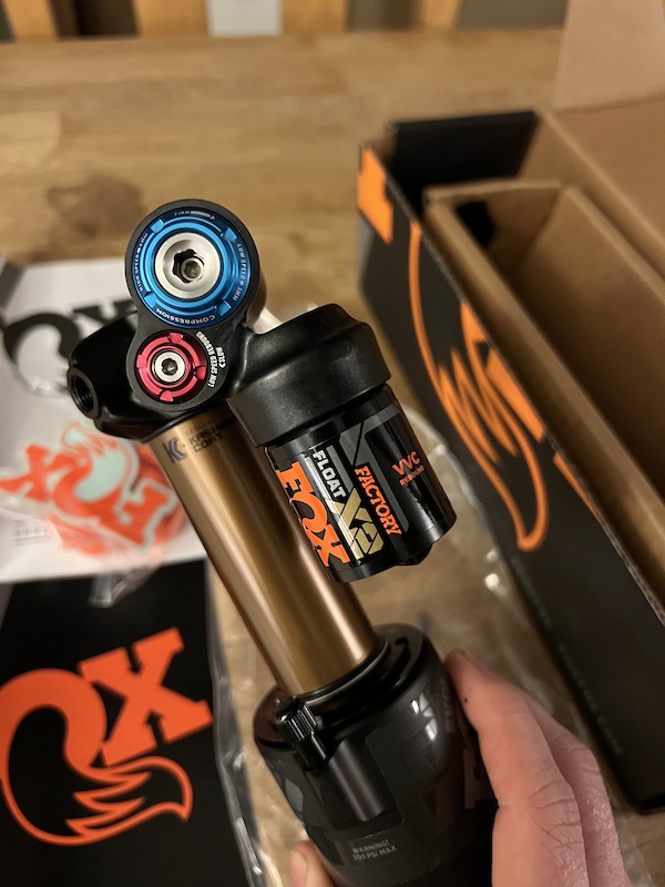 2022 Fox float X2 new, 225/75 trunnion For Sale