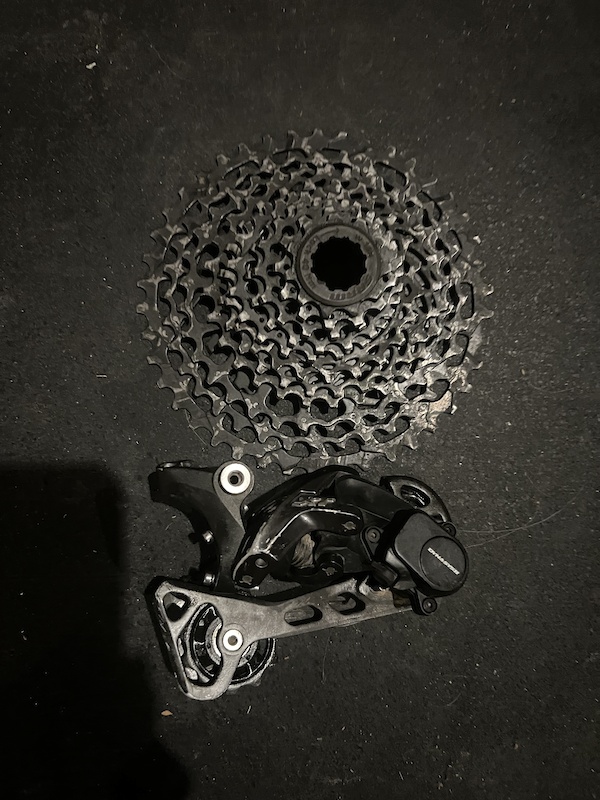 11 Speed Shimano XT Mini Group Set For Sale